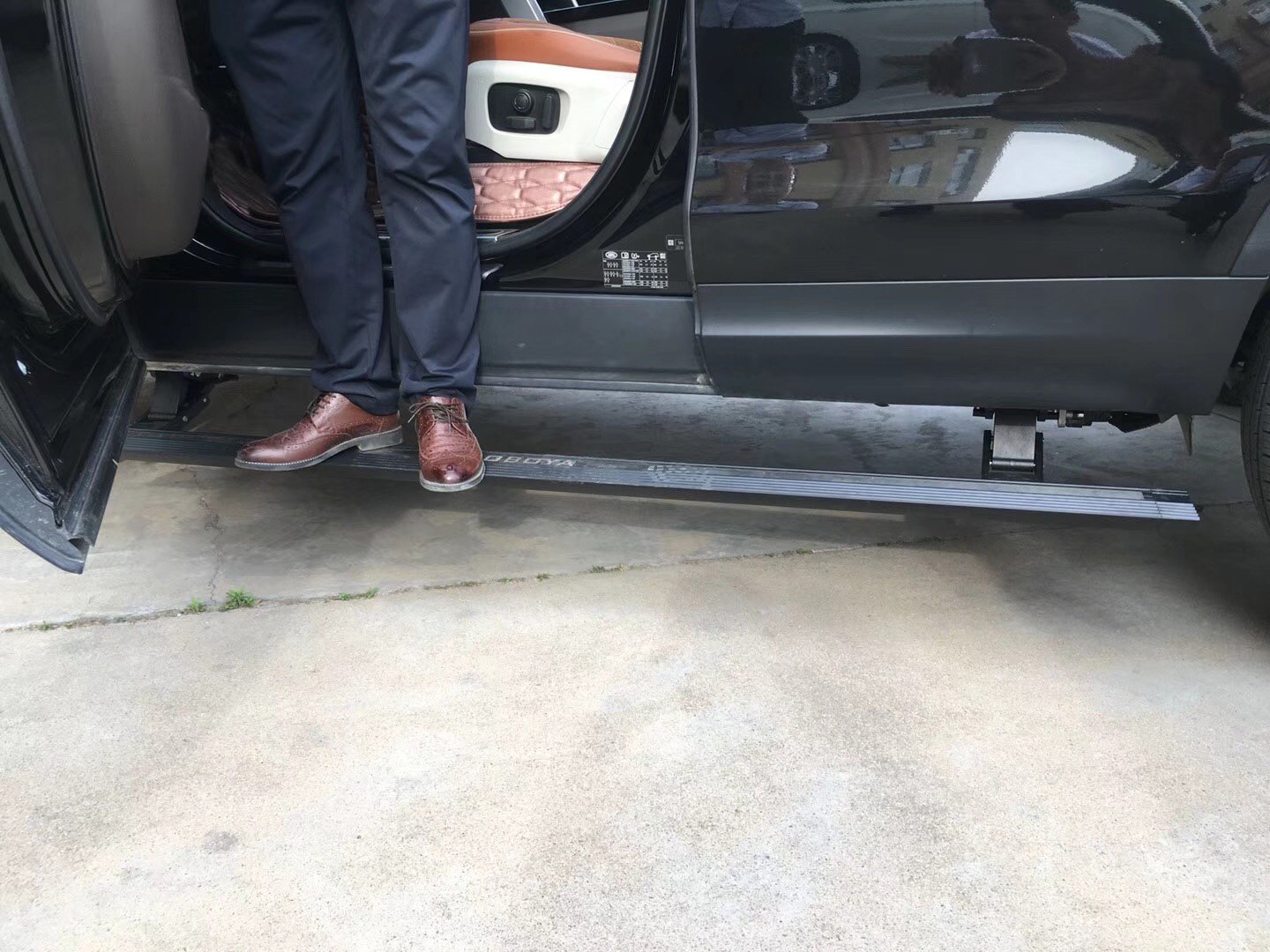 VERSA™ SUV | Mobility Networks